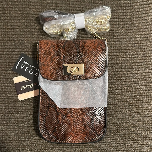 Bags | Mellow World Touchscreen Cell Phone Crossbody Bag | Poshmark